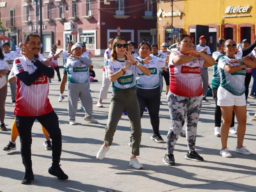 Se unen más de 250 personas a la Master Class de activación física de ...