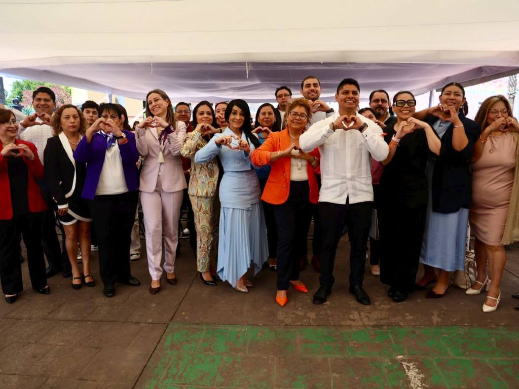 Recibe Omar Muñoz reconocimiento por su compromiso contra la violencia ...